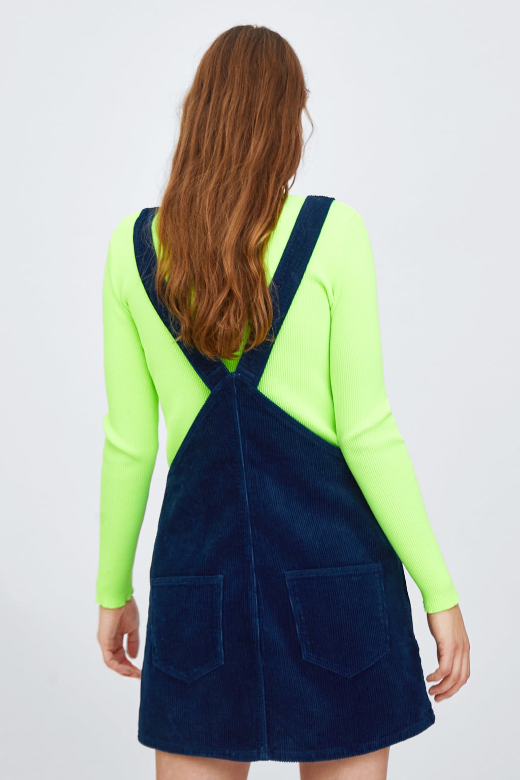 7 mẫu đầm yếm hiện nay bạn gái nên có trong tủ đồ | ELLE Việt Nam