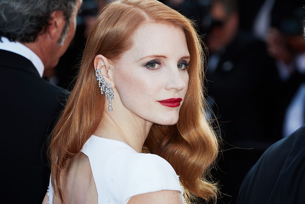 Bí mật đằng sau vẻ đẹp của ngôi sao Jessica Chastain | ELLE