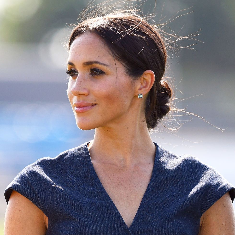 Meghan Markle lần đầu làm biên tập viên tạp chí | ELLE