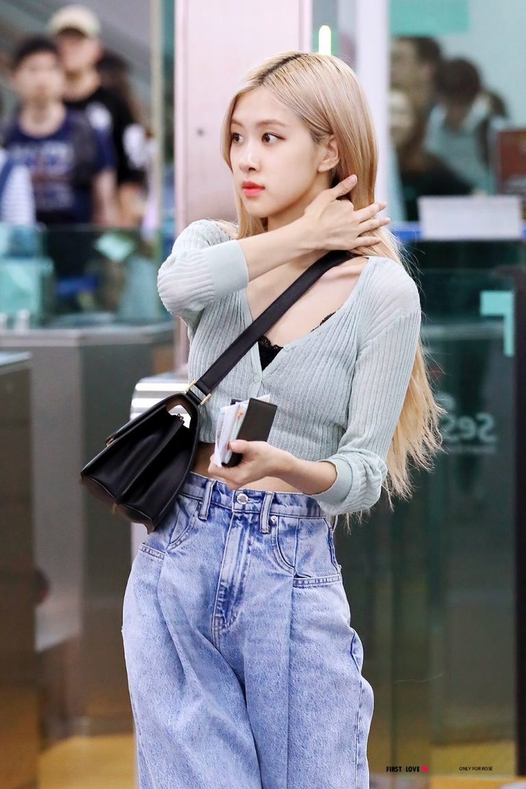 Phong cách thời trang Y2K - Sự trở lại của một thời hoàng kim | ELLE