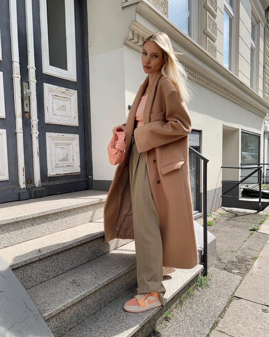 5 kiểu giày thể thao thiết yếu trong tủ đồ phái đẹp | ELLE