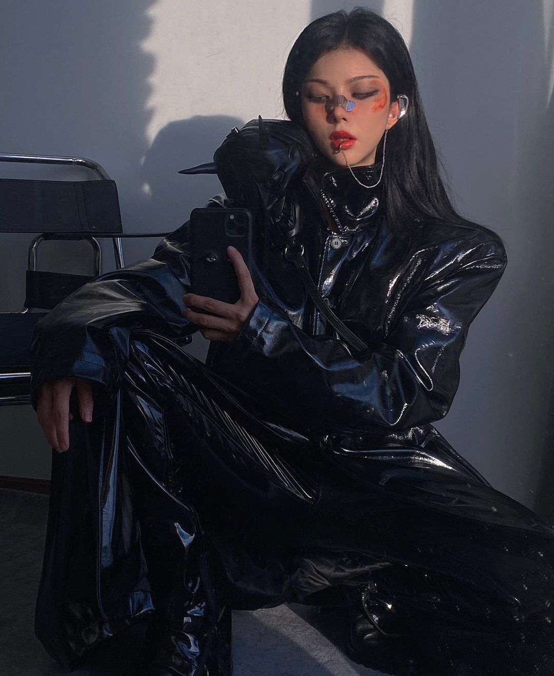 Alpha Aesthetic - Cú "knock-out" sành điệu của thời trang nữ quyền | ELLE