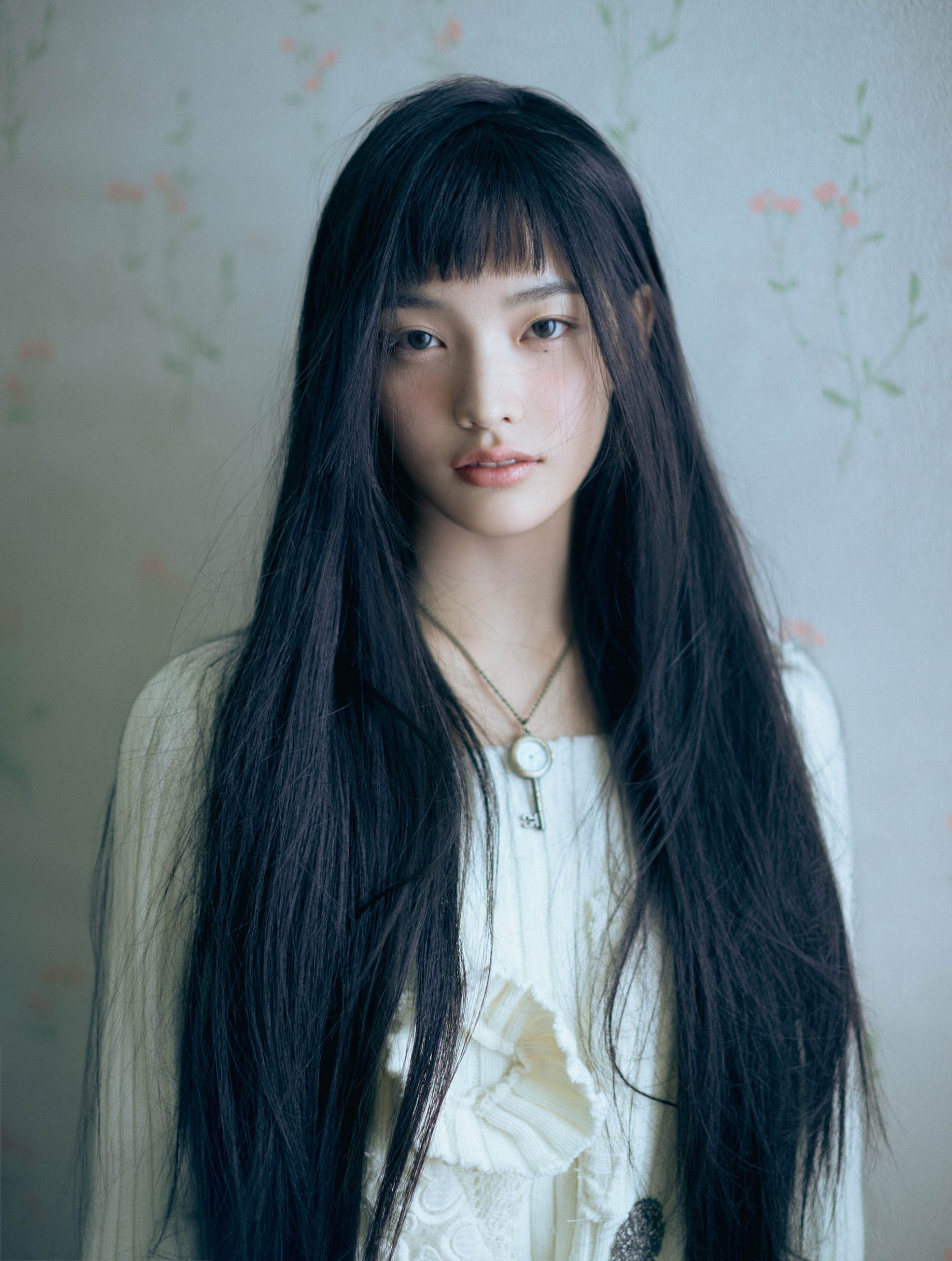 ILLIT: Những điều cần biết về nhóm nhạc tân binh K-Pop | ELLE