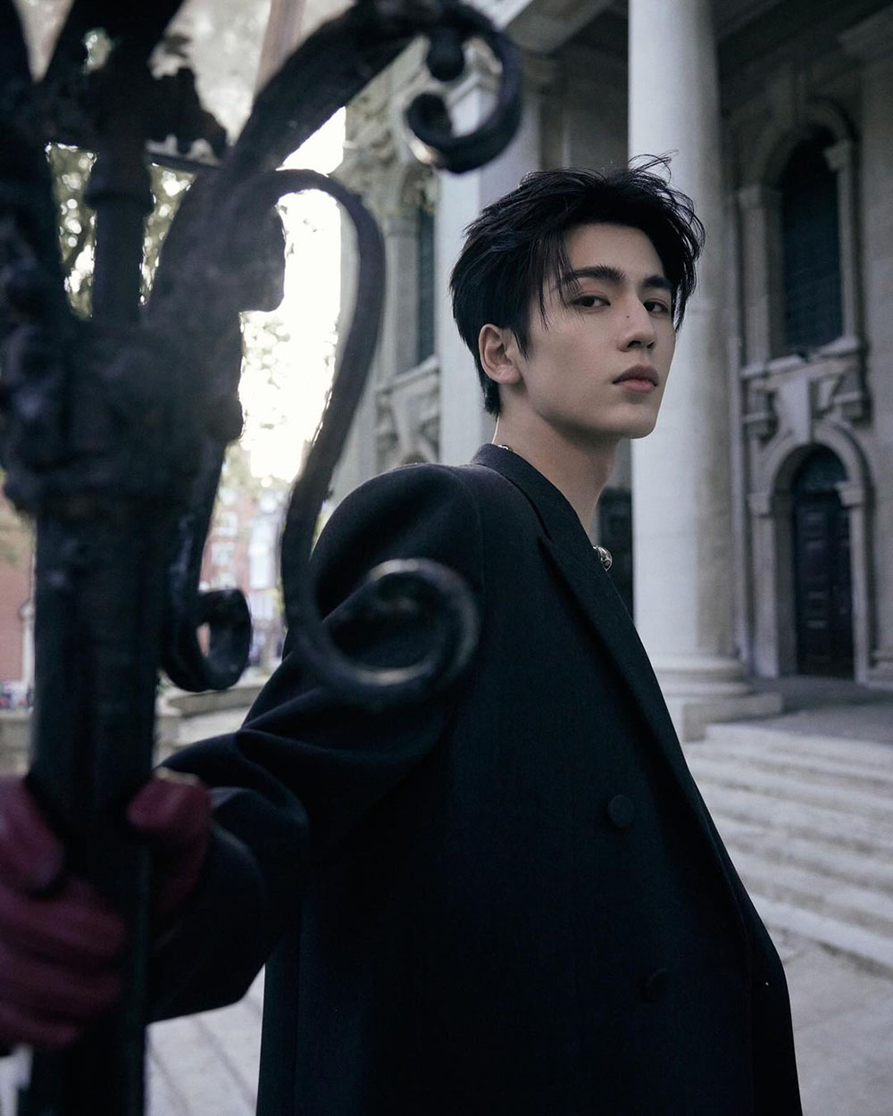 8 bộ phim nổi bật của nam thần Hoa ngữ Trương Lăng Hách | ELLE