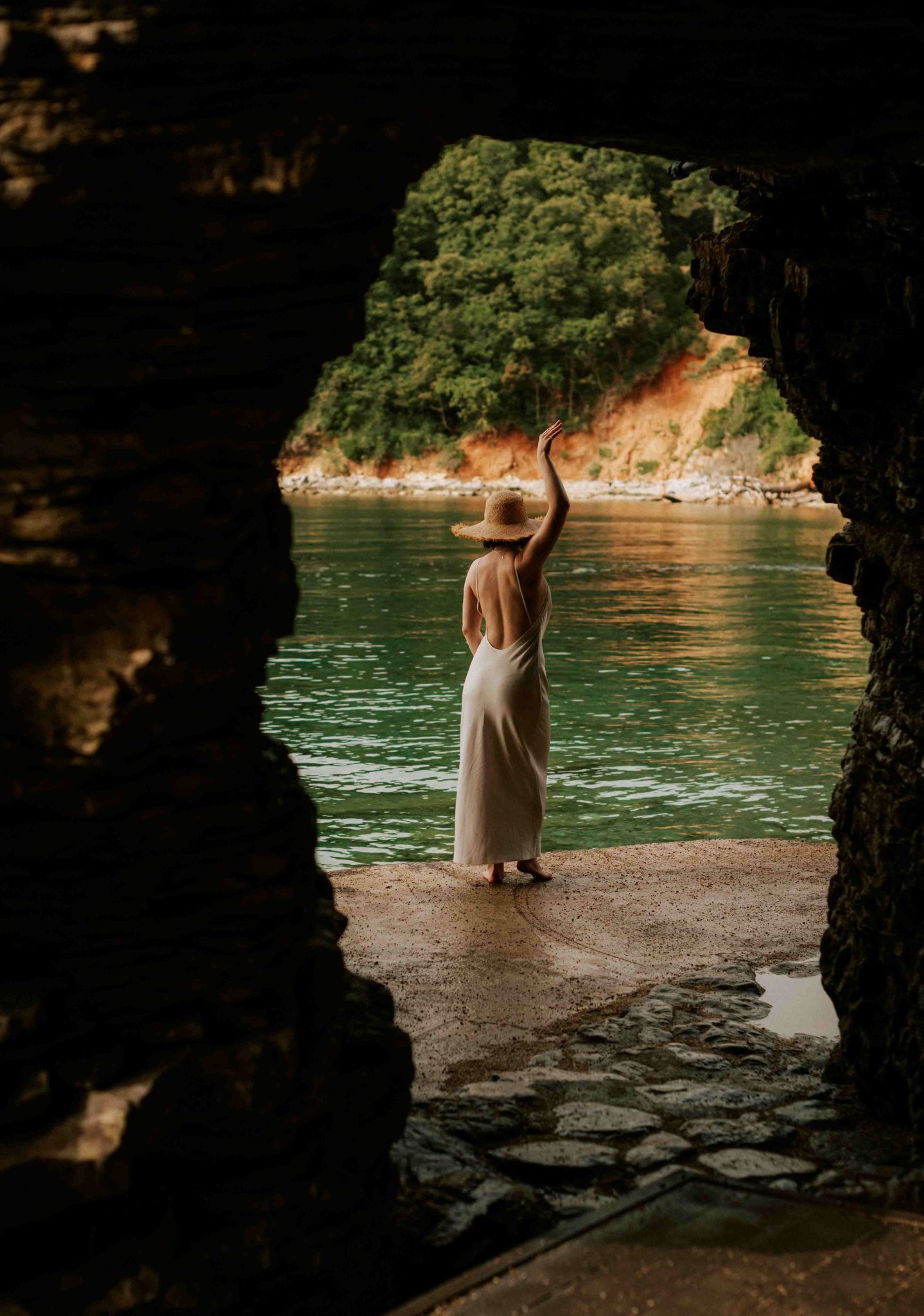 Khám phá 7 luân xa trên cơ thể của chúng ta | ELLE