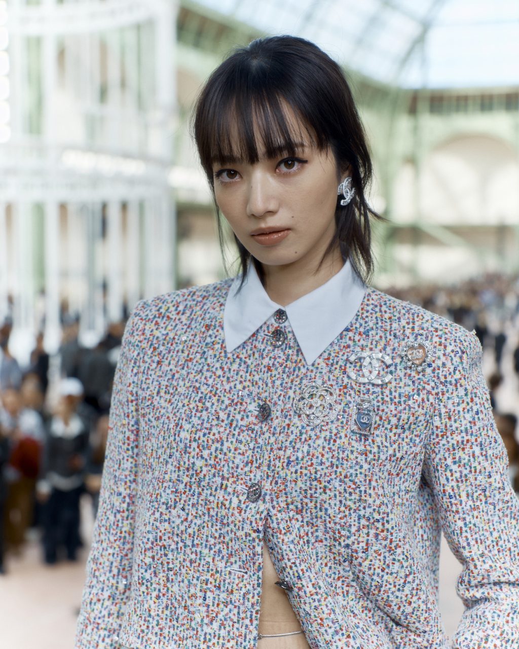 Jennie cùng dàn khách mời đón chào “mùa Xuân mới” của Chanel | ELLE