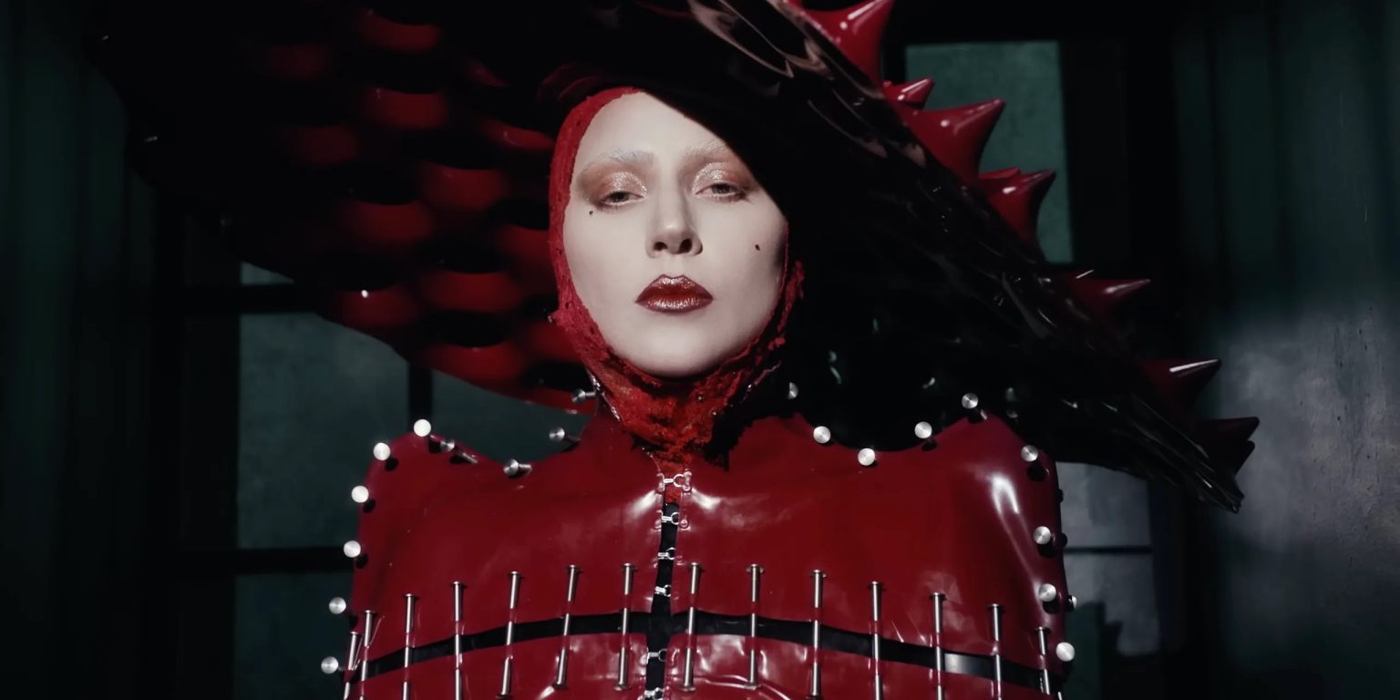 Lady Gaga chia sẻ với ELLE về ý nghĩa MV "Abracadabra" | ELLE