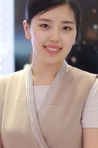 Nghệ thuật tinh túy của Sulwhasoo Spa cùng Ms.Han - ELLE