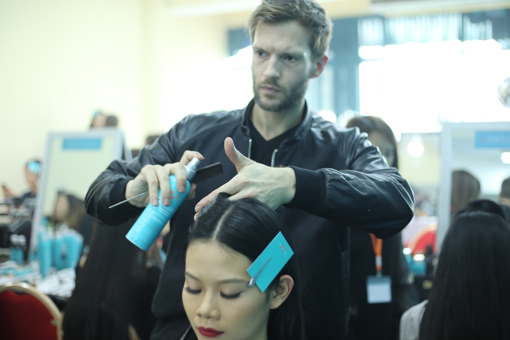 Steven Turpin: "Phóng đại ranh giới những gì có thể" - ELLE