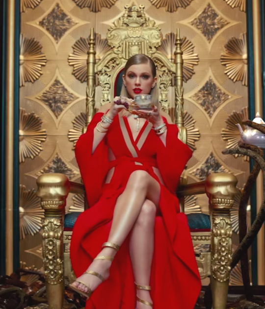 taylor swift - elle vietnam category | ELLE