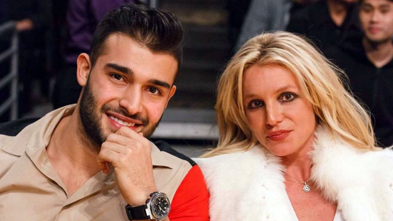 Britney Spears và 6 sự thật đau lòng được hé lộ trong phim tài liệu | ELLE