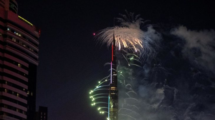 Josef Ivan Jimenea toa thap o dubai tiktok | ELLE