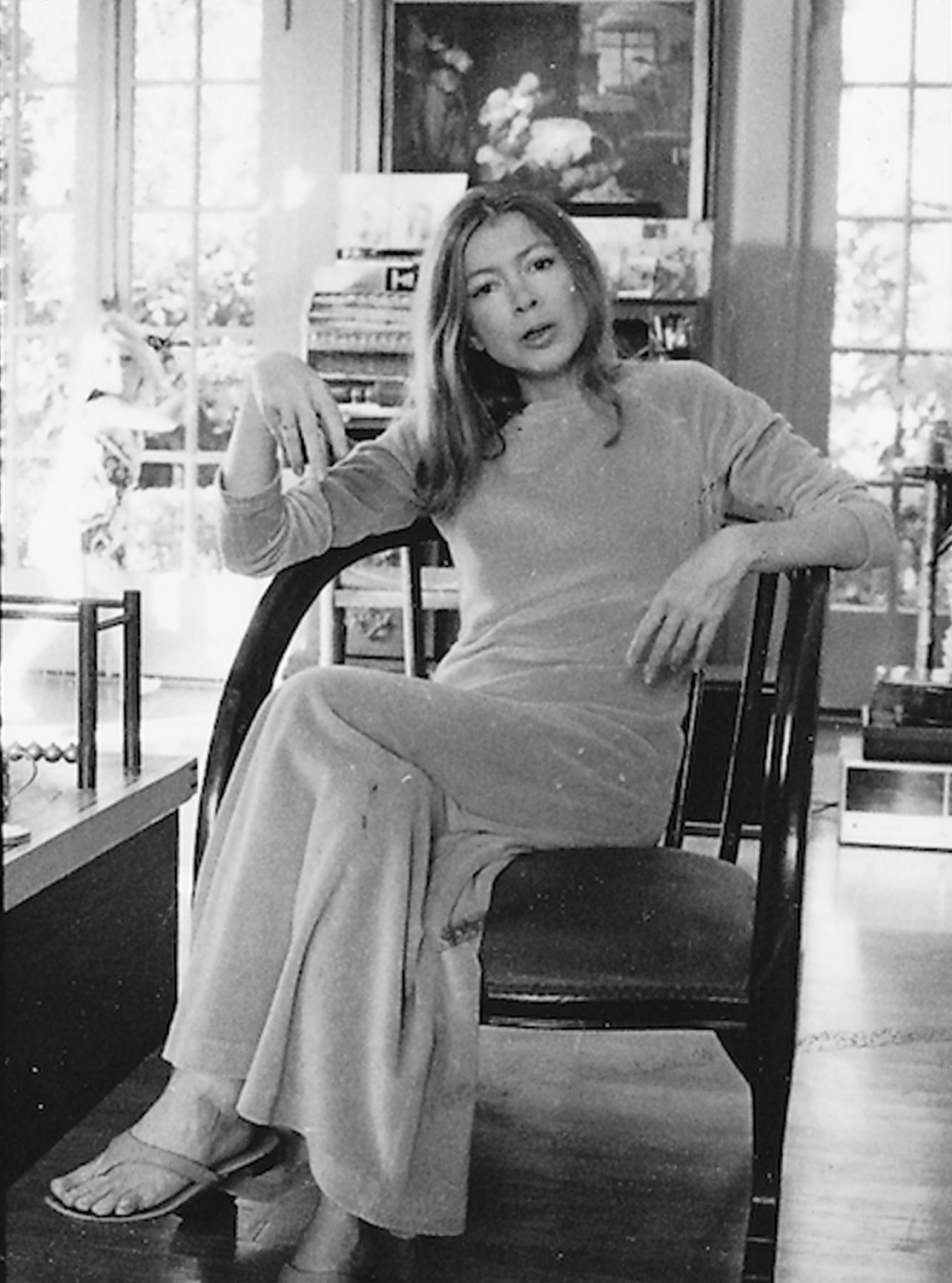 joan-didion-by-Julian_Wasser | ELLE