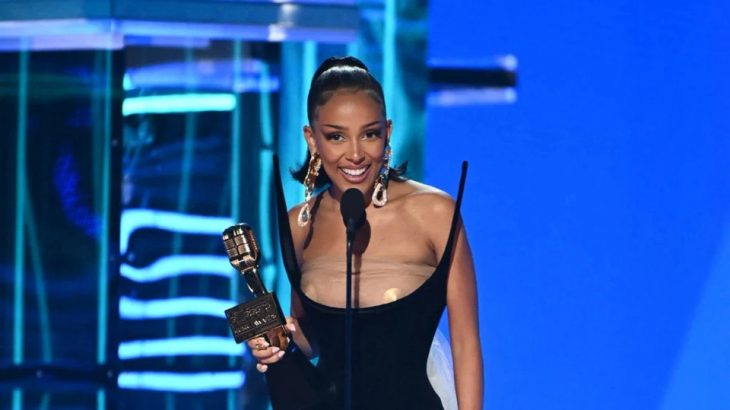 doja cat billboard music awards 2022 | ELLE