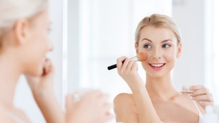 Phong cách làm đẹp của phụ nữ sắc sảo, sành điệu | ELLE